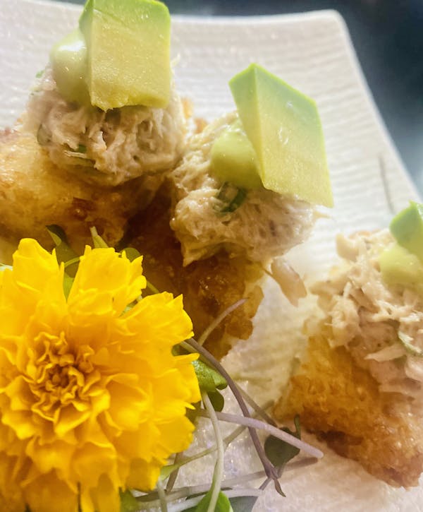 Mikaza Nikkei Sushi | DTLA Spring Arcade