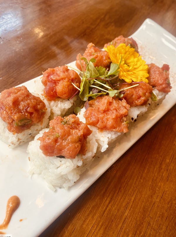 Mikaza Nikkei Sushi | DTLA Spring Arcade